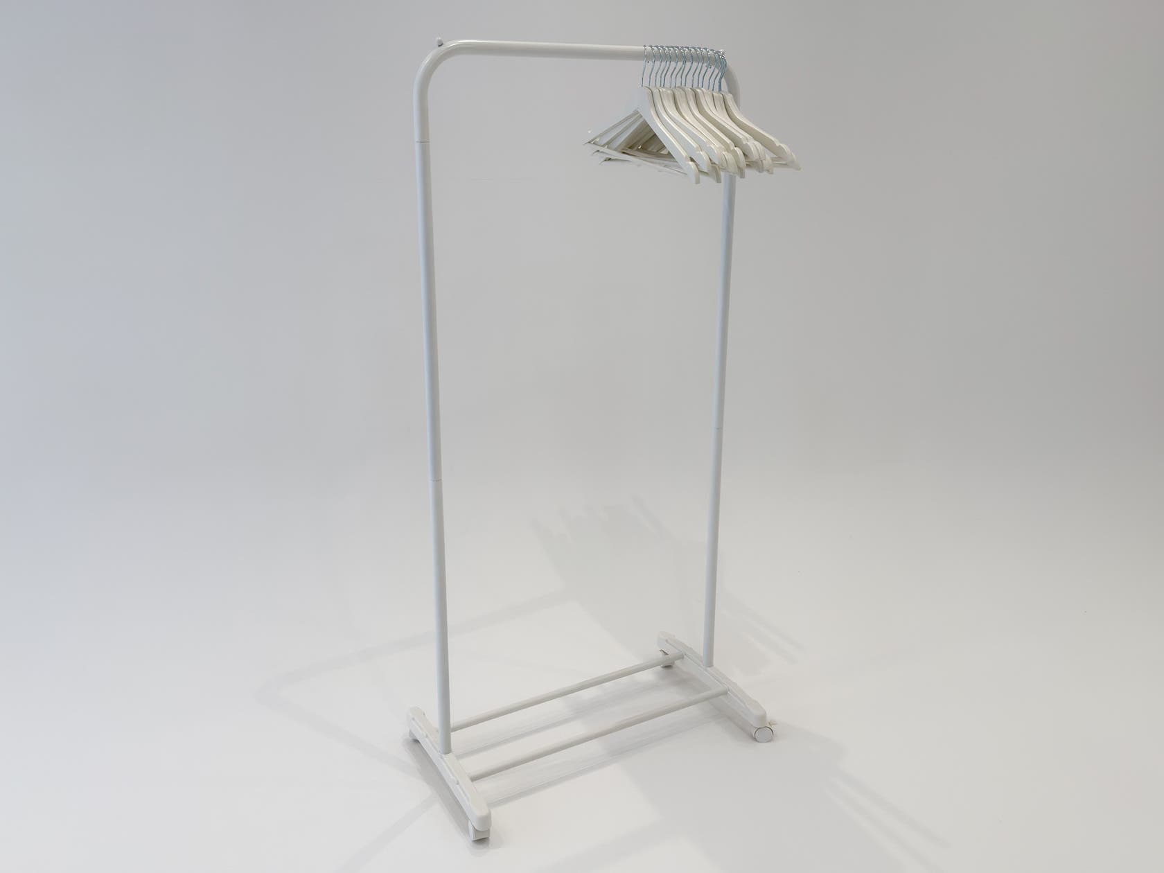 【超エキチカ✨新宿三丁目駅徒歩1分】天井高3ｍ/広々64㎡/8mの窓から溢れる陽の光/プロカメラマン監修の空間・機材（無料）の写真25