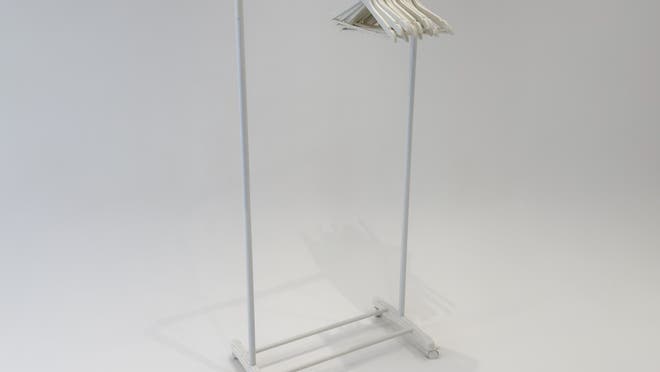 【超エキチカ✨新宿三丁目駅徒歩1分】天井高3m/広々64㎡/8mの窓から溢れる陽の光/プロカメラマン監修の空間・機材(無料)の写真25