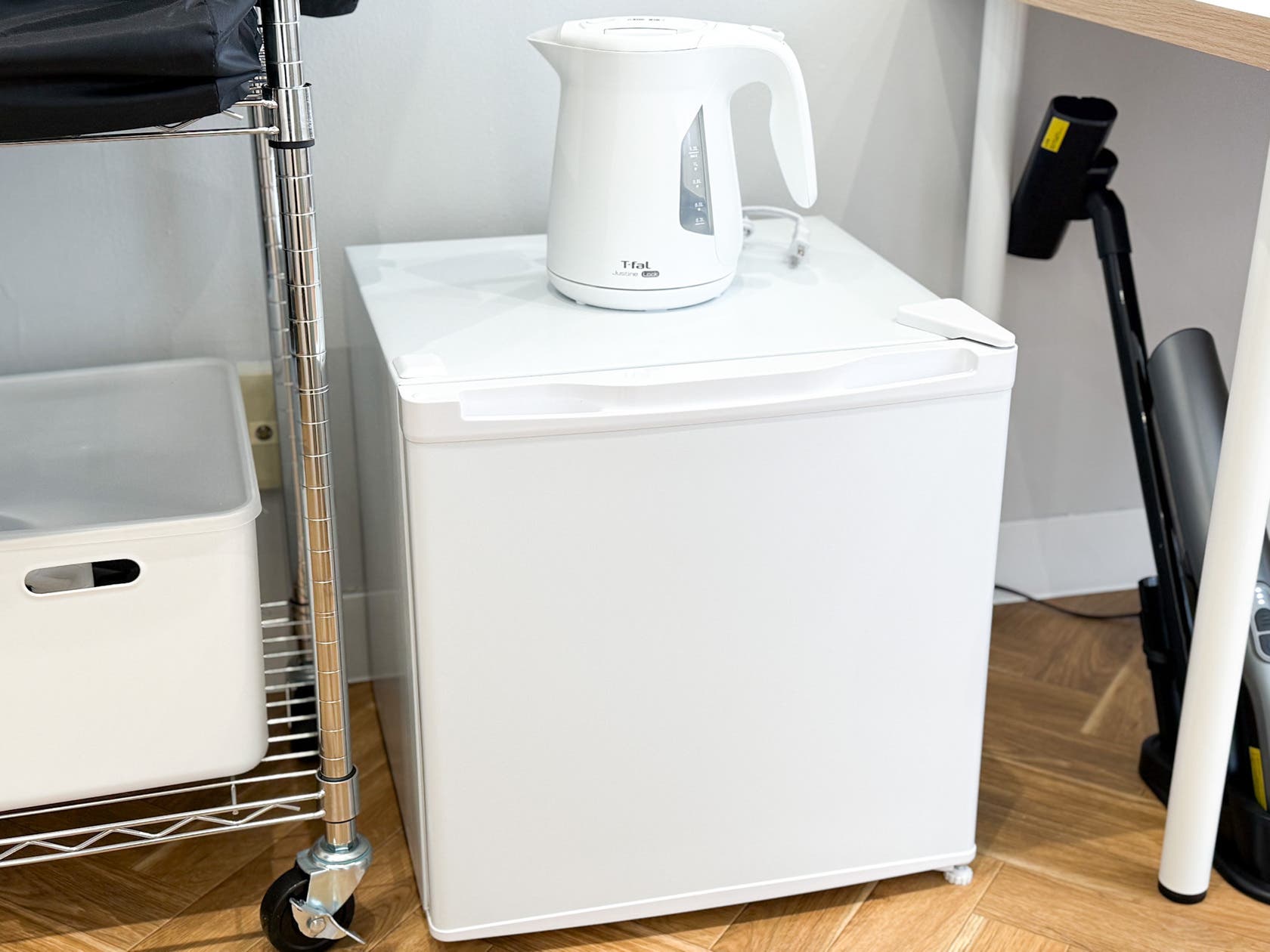 【超エキチカ✨新宿三丁目駅徒歩1分】天井高3ｍ/広々64㎡/8mの窓から溢れる陽の光/プロカメラマン監修の空間・機材（無料）の写真27