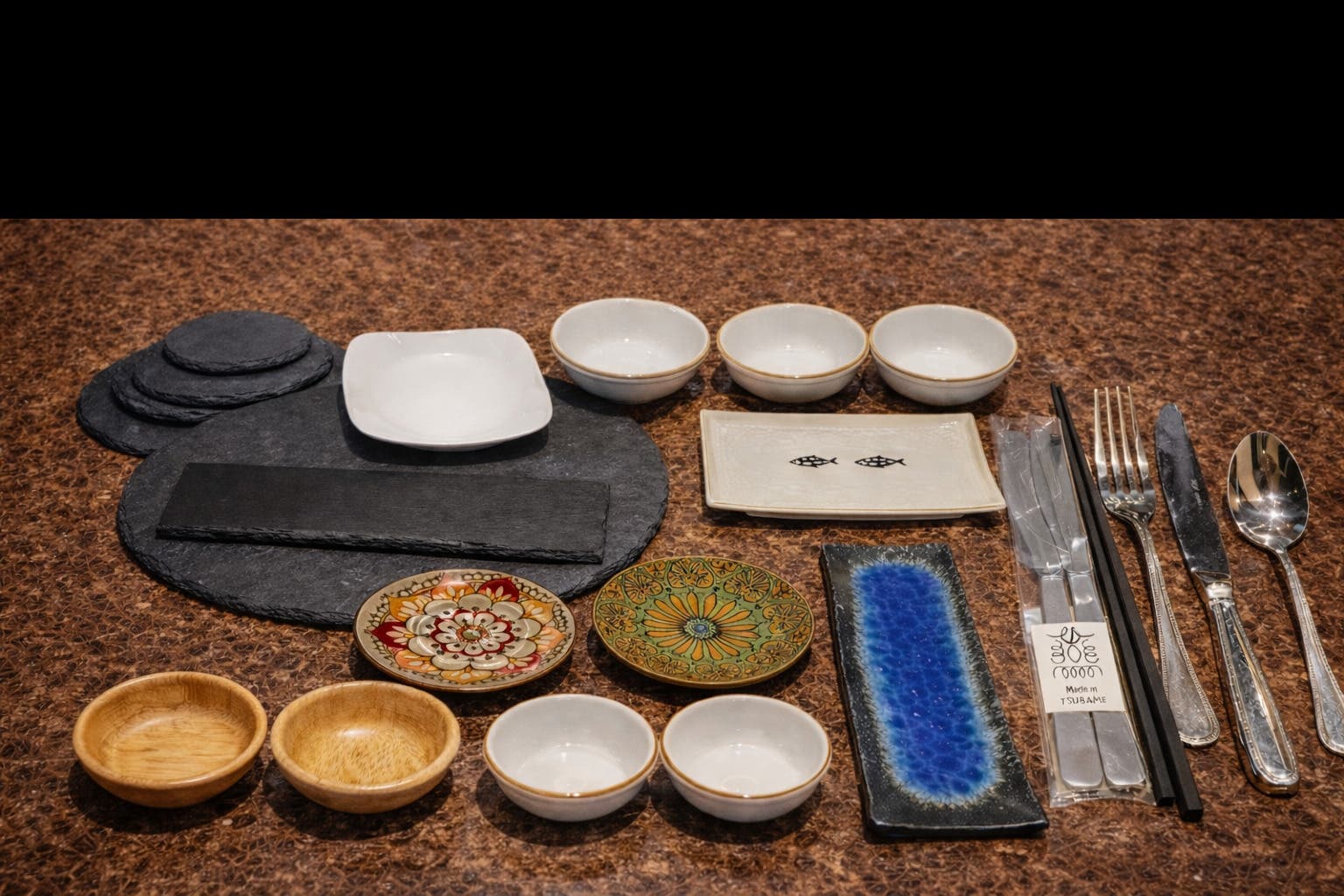 【☆】食器・カトラリー一式の画像1