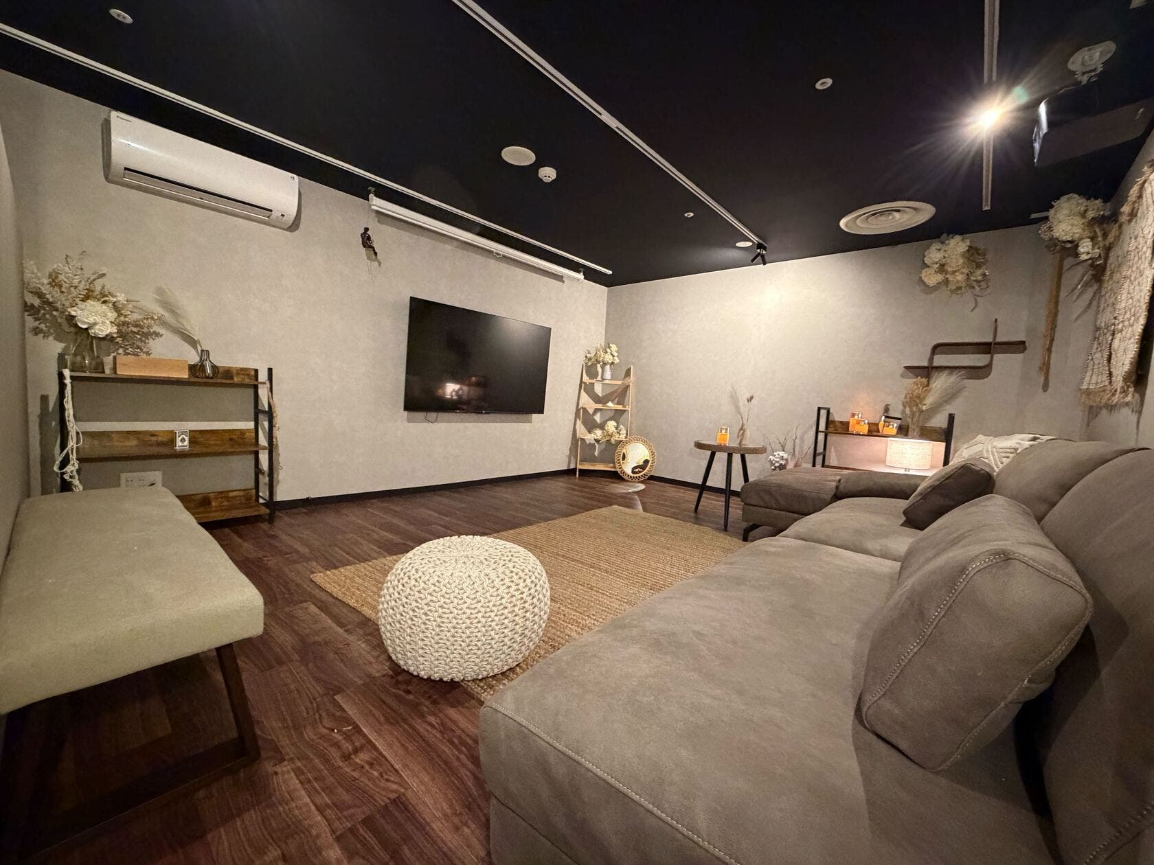 スペモ🥀デート💗プロジェクター🎥記念日🥂女子会💎パーティ🥂映画鑑賞🎬️MV撮影📸823_Atelier大阪梅田の写真7