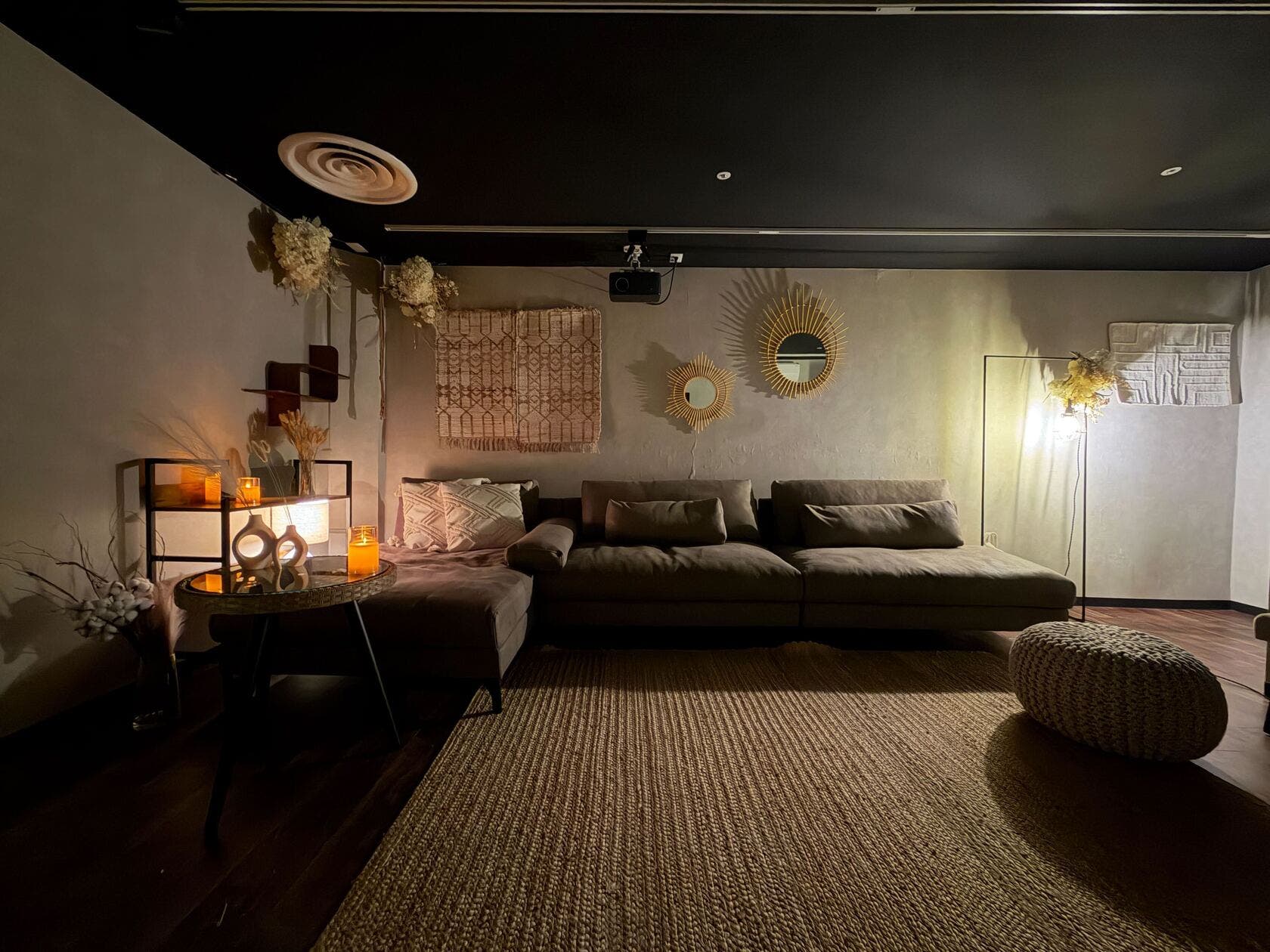 スペモ🥀デート💗プロジェクター🎥記念日🥂女子会💎パーティ🥂映画鑑賞🎬️MV撮影📸823_Atelier大阪梅田の写真6