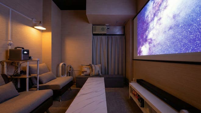 セレコレ🌳価格破壊💰最大10名🉐シアター✨プロジェクタ📽️映画🐈⬛デート💓ゲーム🎮女子会💗bonny秋葉原の写真1