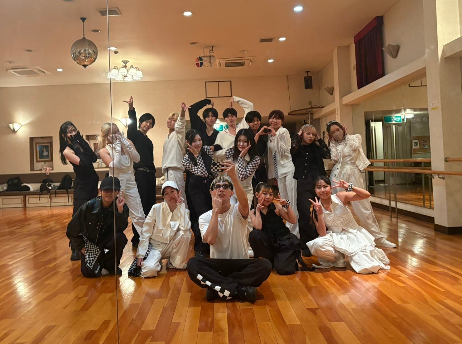 名古屋・中村区｜最大40名115㎡レンタルスペース｜駐車場5台無料・エフェクト照明・ミラーボール完備の写真15