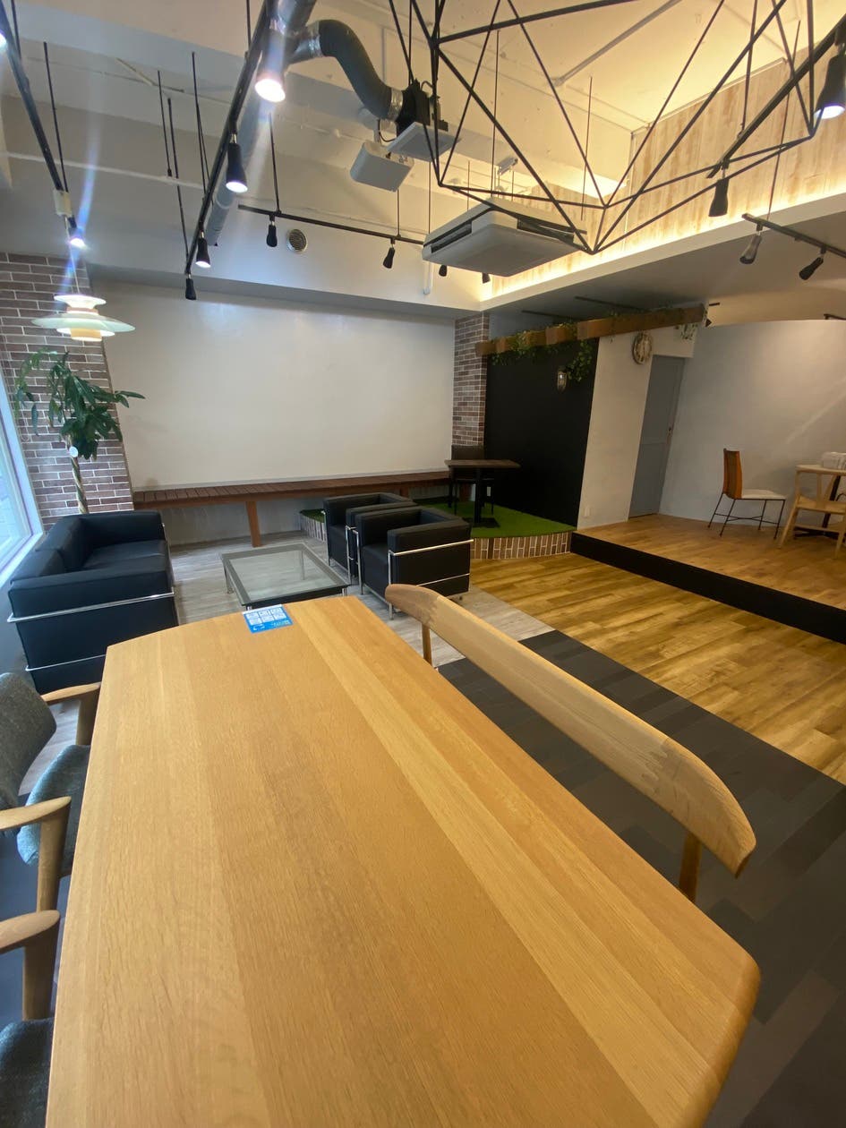 青葉台駅から徒歩7分ショールームの写真1