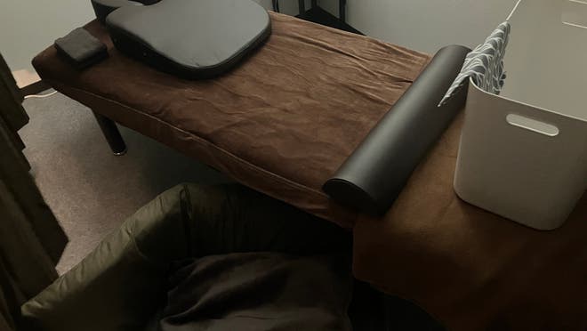 関内駅南口から徒歩3分!リラクゼーションサロン内のベッドスペースの写真5