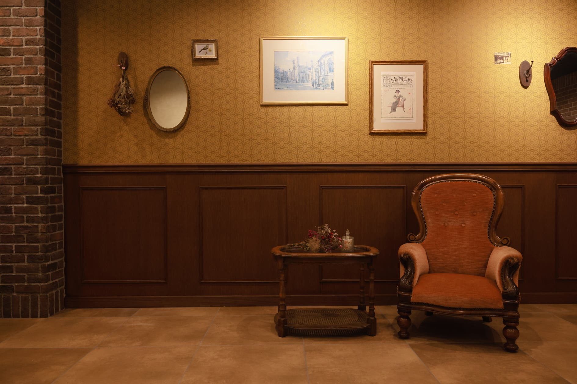 近鉄奈良駅から徒歩6分、JR奈良駅から徒歩10分の喫茶店。2024年オープンで新しい店内。の写真2