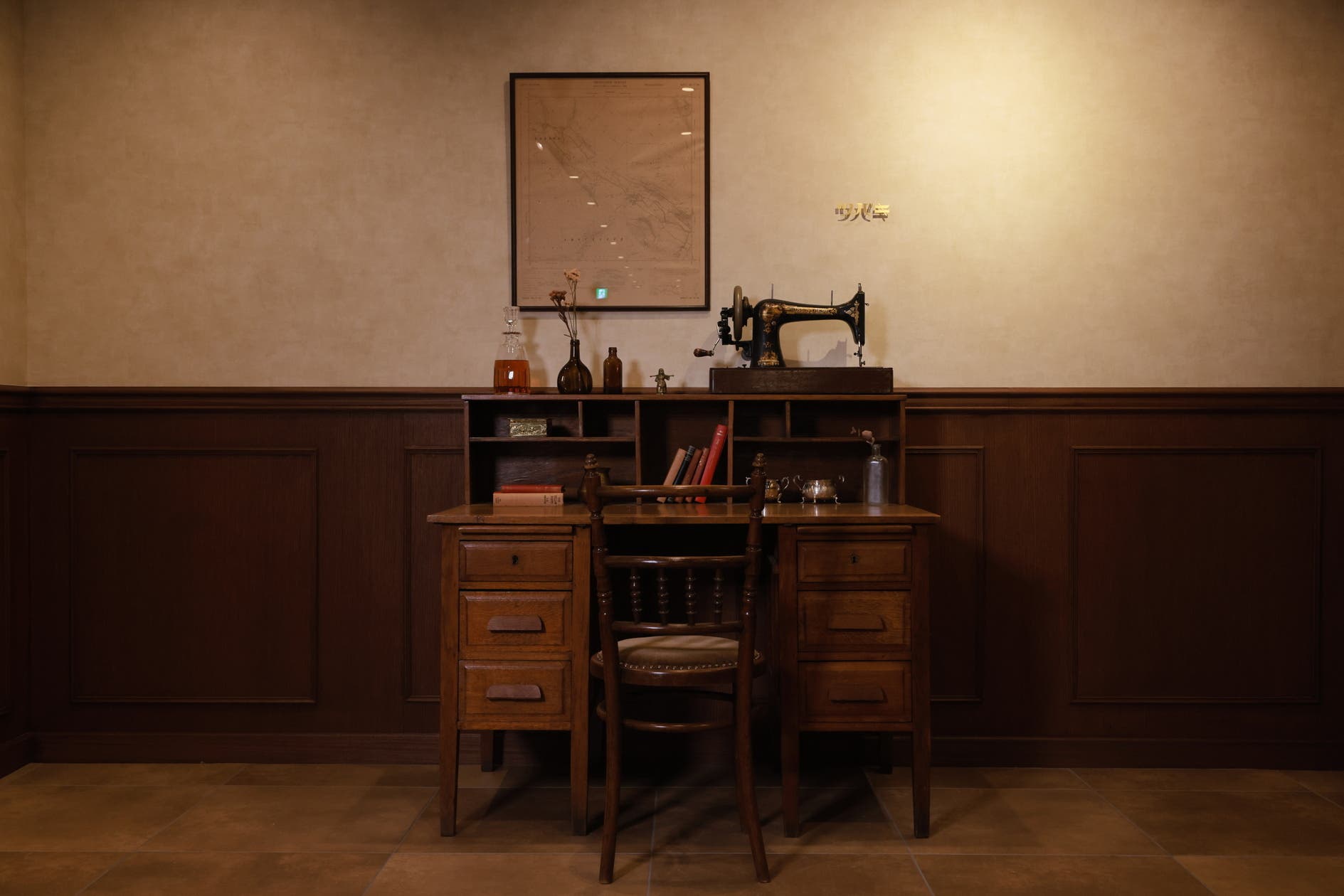 近鉄奈良駅から徒歩6分、JR奈良駅から徒歩10分の喫茶店。2024年オープンで新しい店内。の写真3