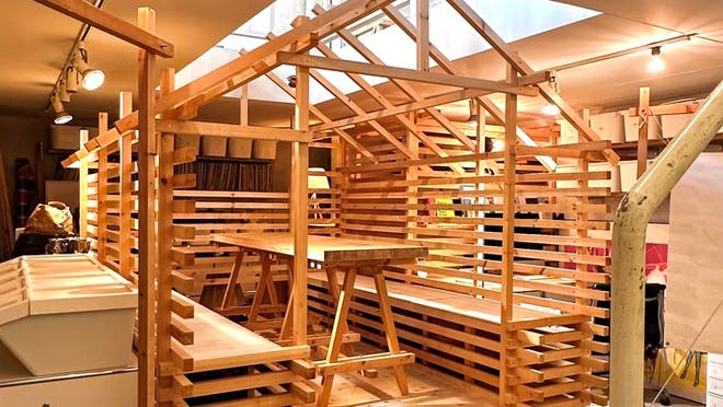 表参道駅徒歩7分、1階にはカフェ併設の自由空間の写真7