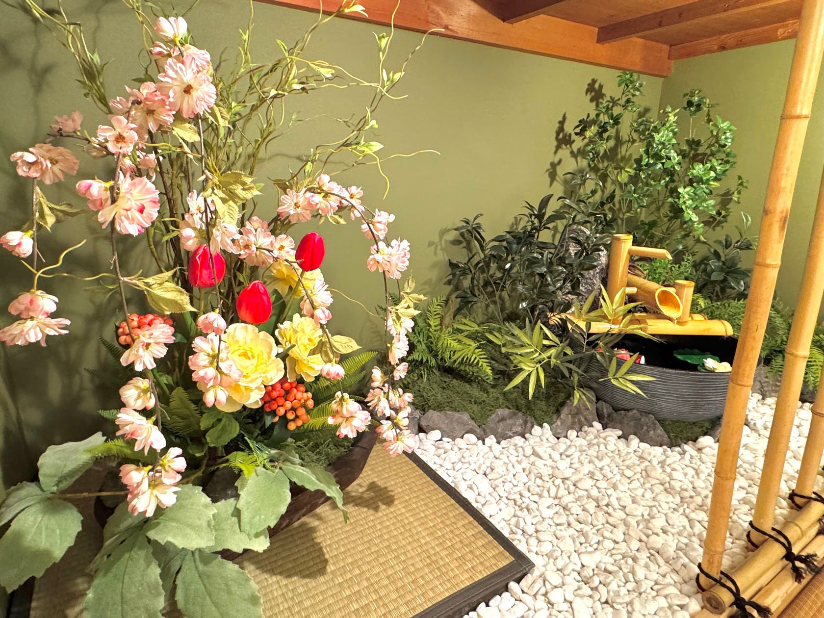 🌸さくら祭り開催中🌸映える和室✕ミニ日本庭園🏮浅草/田原町4分🪭和服•コスプレ撮影•デート•パーティーに⭕️75型TVの写真6