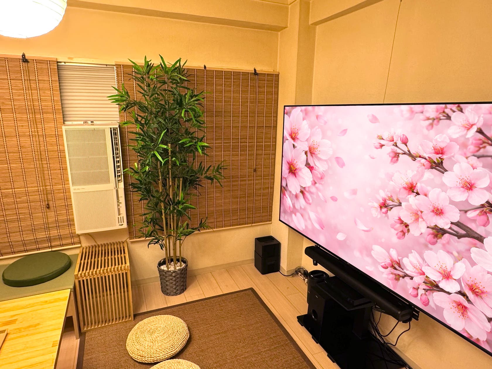 🌸さくら祭り開催中🌸映える和室✕ミニ日本庭園🏮浅草/田原町4分🪭和服•コスプレ撮影•デート•パーティーに⭕️75型TVの写真5