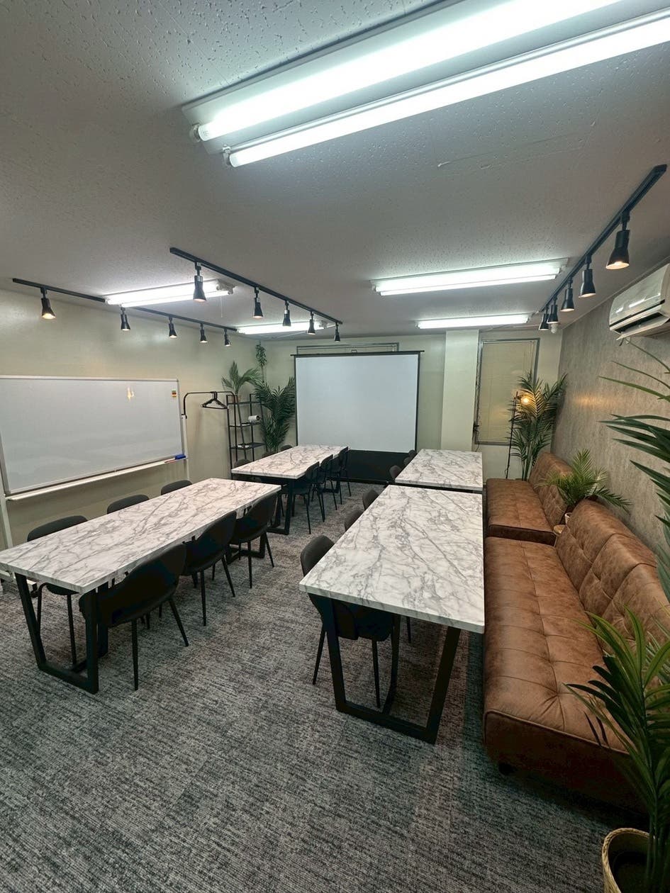 NEW！【八丁堀駅徒歩2分！宝町駅徒歩3分！】最大24名/無料Wifi/会議・撮影・女子会・ボドゲ・パーティ等！飲食🍺🍷可！の写真11