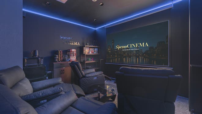 スペモシネマ🎬駅徒歩4分🚶♀️ゴミ無料🆓プロジェクター🎥デート💓映画鑑賞🎬774_SpemoCINEMA西船橋の写真1