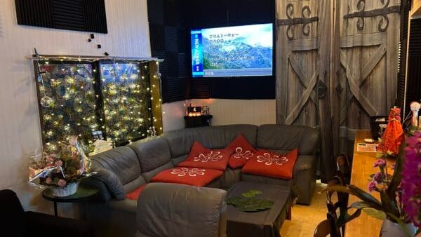 駐車場10台無料・貸し会議室・推し活会・お教室・ママ会・カラオケスタジオ・音楽スタジオ・1日スナック&バー店主の写真2