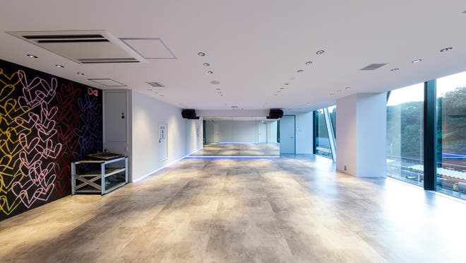原宿駅から徒歩1分のダンススタジオの写真1