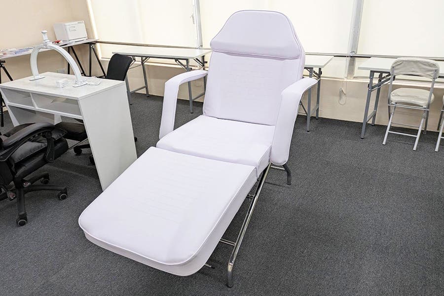 【姫路駅7分】サロン向けレンタルスペース｜施術・ネイル設備💅大型ミラー完備🪞自然光◎54㎡の写真9