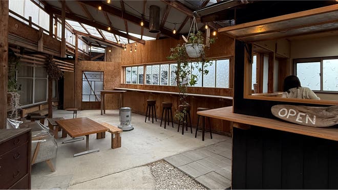 常滑駅から徒歩10分、中部国際空港駅から20分の古民家ゲストハウス。共用スペースとテラススペースのみご利用いただけます。の写真6