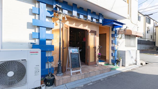 【相川駅徒歩3分】Bar fiore 路面店!一枚板カウンターのバースペース|大人のプライベートバーを貸切の写真29