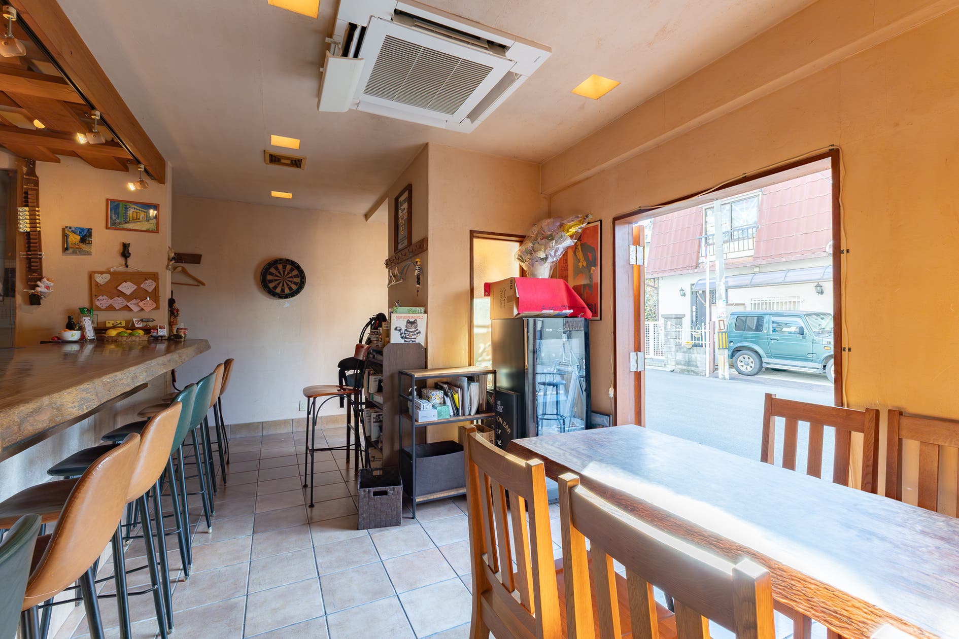 【相川駅徒歩3分】Bar fiore 路面店！一枚板カウンターのバースペース｜大人のプライベートバーを貸切の写真12