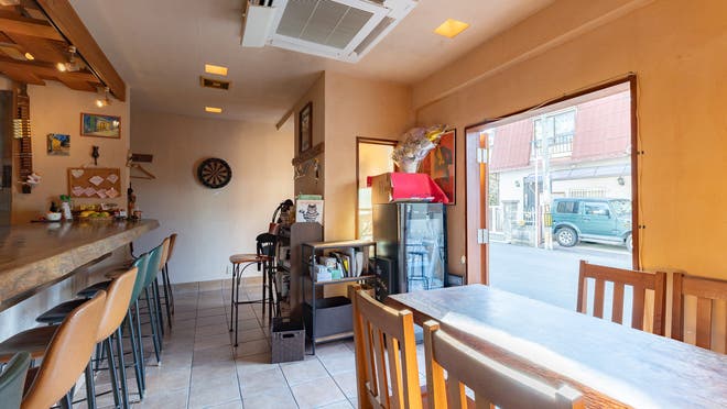 【相川駅徒歩3分】Bar fiore 路面店!一枚板カウンターのバースペース|大人のプライベートバーを貸切の写真12