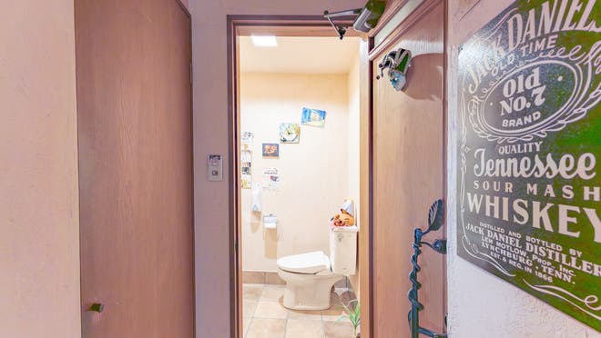 【相川駅徒歩3分】Bar fiore 路面店!一枚板カウンターのバースペース|大人のプライベートバーを貸切の写真24