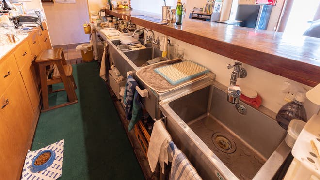 【相川駅徒歩3分】Bar fiore 路面店!一枚板カウンターのバースペース|大人のプライベートバーを貸切の写真21