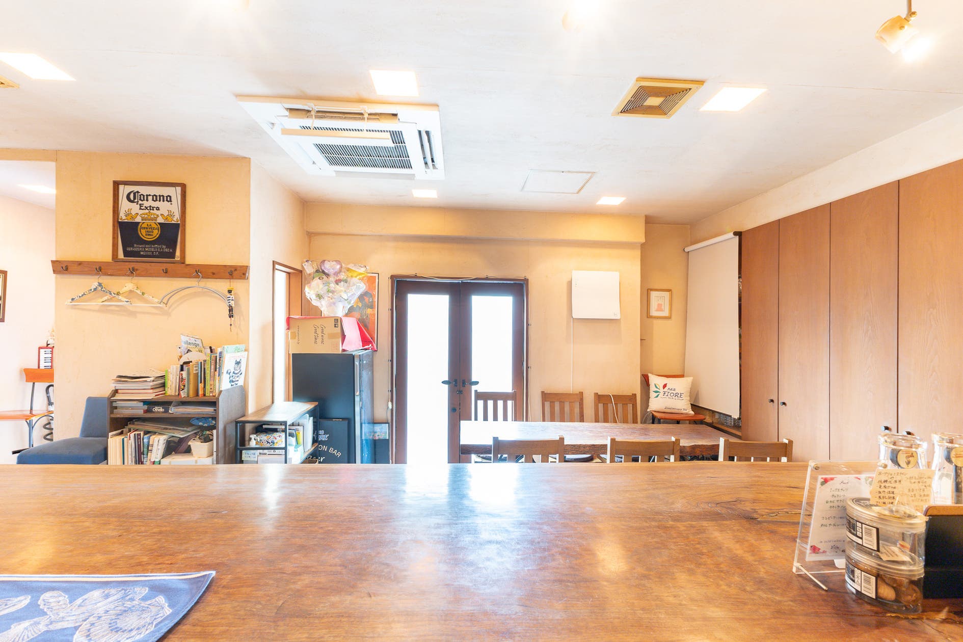 【相川駅徒歩3分】Bar fiore 路面店！一枚板カウンターのバースペース｜大人のプライベートバーを貸切の写真9