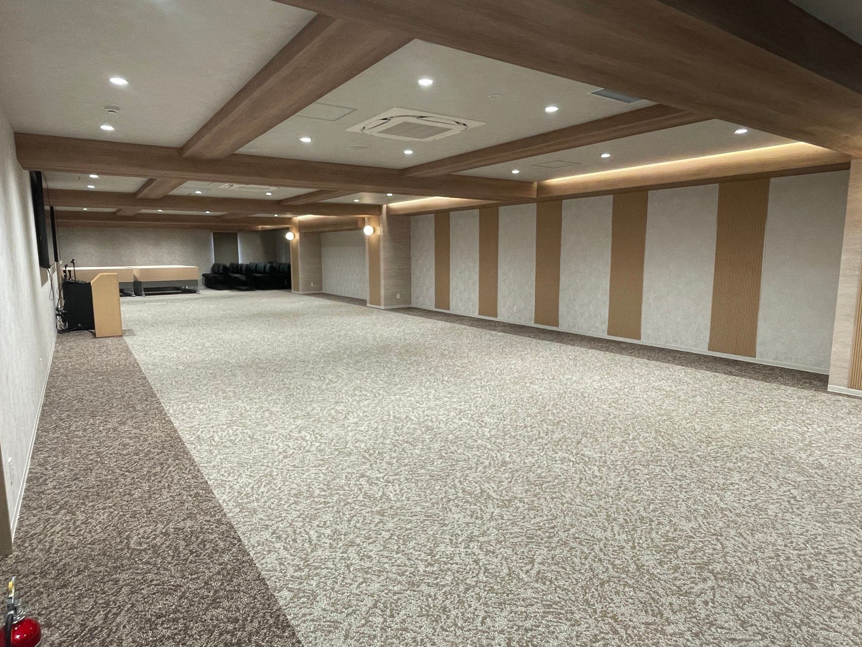 TS新橋4F【新橋駅 徒歩1分】セミナー 研修 パーティー ♥控室あり！ 飲食 OK 無料WiFi 駅近★の写真27