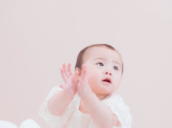 【大曽根駅徒歩2分】グレー塗り壁風+ピンクアーチ背景、白ホリ背景紙、クロマキー合成グリーンバック、子ども撮影に人気の写真20