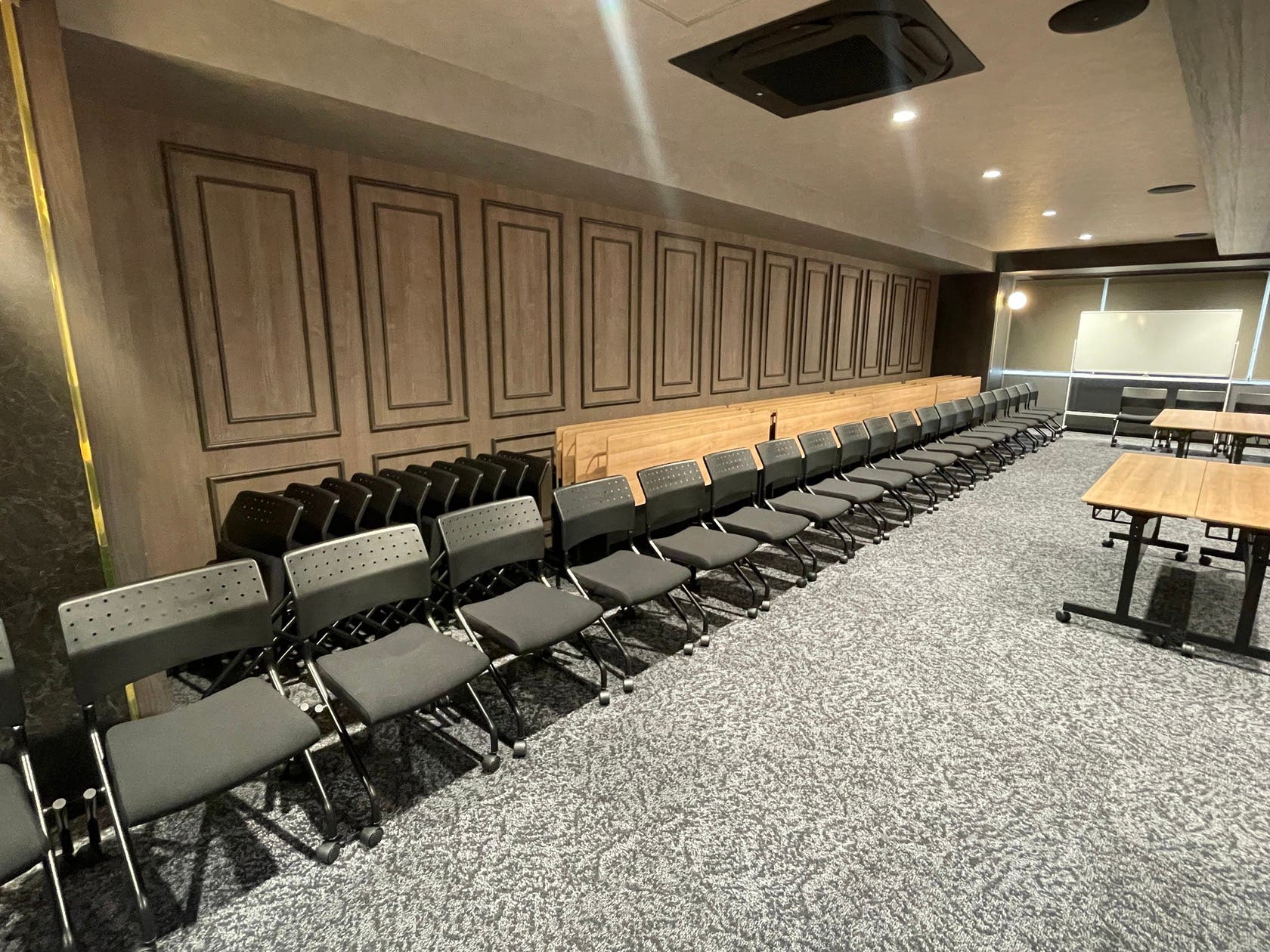 TS新橋5F【新橋駅 徒歩1分】セミナー 研修 パーティー ♥控室あり！ 飲食 OK 無料WiFi 駅近★の写真24