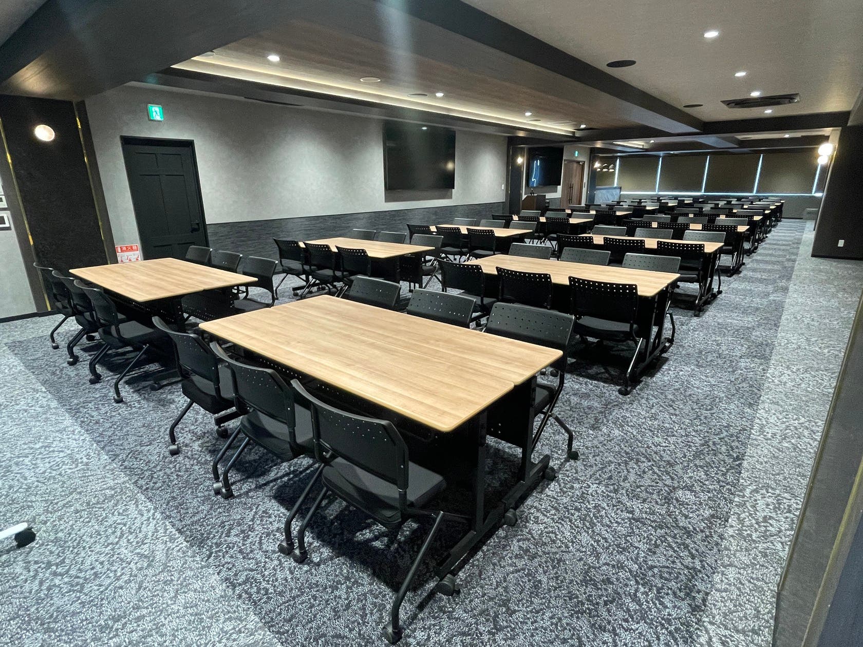 TS新橋5F【新橋駅 徒歩1分】セミナー 研修 パーティー ♥控室あり！ 飲食 OK 無料WiFi 駅近★の写真26