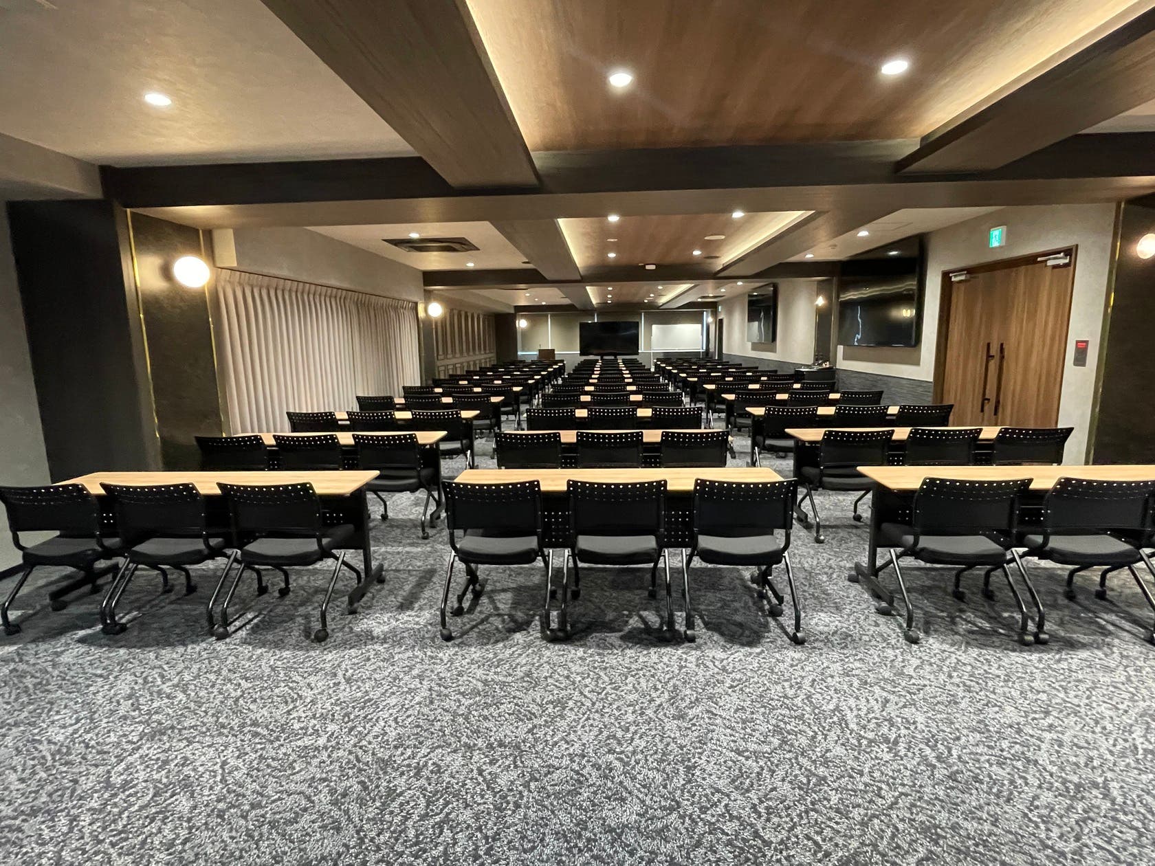 TS新橋5F【新橋駅 徒歩1分】セミナー 研修 パーティー ♥控室あり！ 飲食 OK 無料WiFi 駅近★の写真30