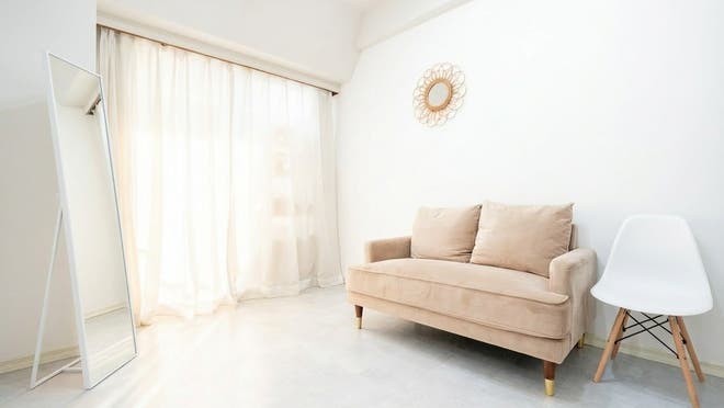 【07💐完全貸切の撮影スタジオ|JR錦糸町駅4分】自然光◎撮影小物無料✨モール壁で高級感グッと演出/ ポートレート✨ 20m²の写真1