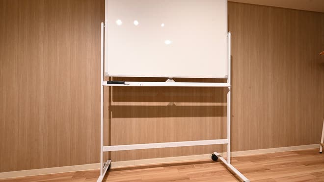 【駅近/スマイリ会議室】名古屋駅 徒歩3分/最大12名/Wi-Fi/セミナー/ミーティング/Web会議/モニター/ボードゲームの写真15