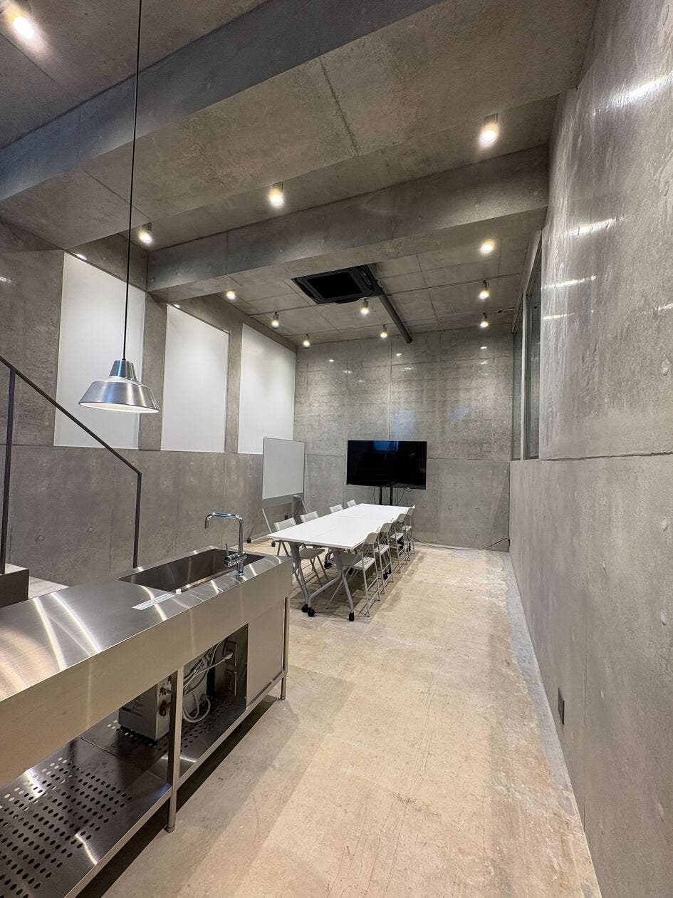 【2025年竣工】高円寺駅徒歩2分の多目的スタジオ。撮影、展示会、会議、パーティなどに。の写真3