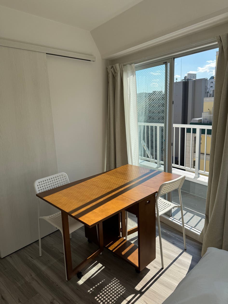 【横浜駅8分】リノベーション済み広々空間✨ルーフバルコニー付/高速WiFi/撮影・🌈女子会・テレワークの写真5