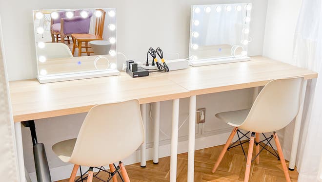 【超エキチカ✨新宿三丁目駅徒歩1分】天井高3m/広々64㎡/8mの窓から溢れる陽の光/プロカメラマン監修の空間・機材(無料)の写真12