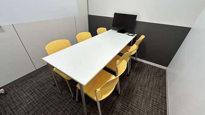 名古屋会議室 プライム 第13会議室【名古屋駅徒歩4分・無料Wi-Fi・最大6名・プライムセントラルタワー名古屋駅前店】の写真1