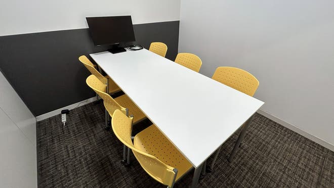 名古屋会議室 プライム 第13会議室【名古屋駅徒歩4分・無料Wi-Fi・最大6名・プライムセントラルタワー名古屋駅前店】の写真2