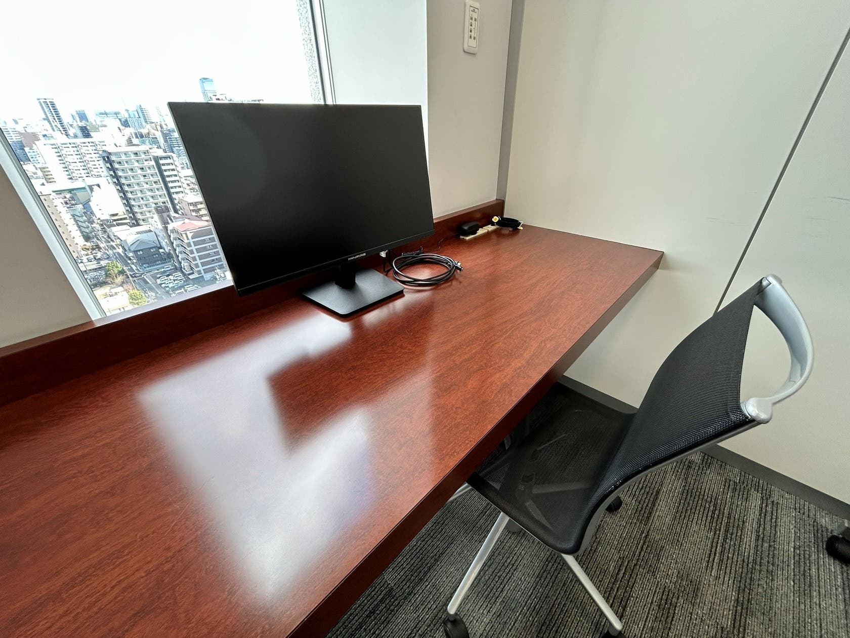 名古屋会議室 プライム 第22会議室【名古屋駅徒歩4分・無料Wi-Fi・最大2名・プライムセントラルタワー名古屋駅前店】の写真4