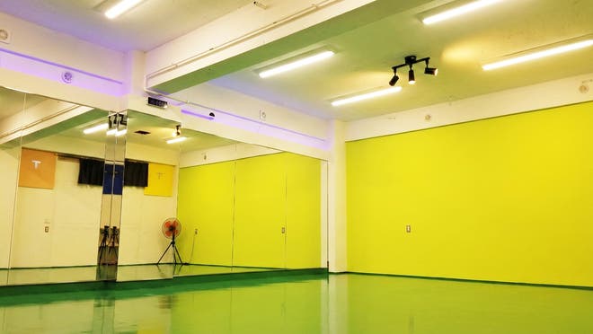 大久保駅から徒歩2分のダンススタジオの写真3