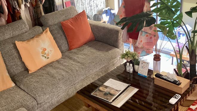 🌸【Wi-Fi・冷暖房完備】駅から徒歩5分の中2Fカフェスペース🌸の写真2