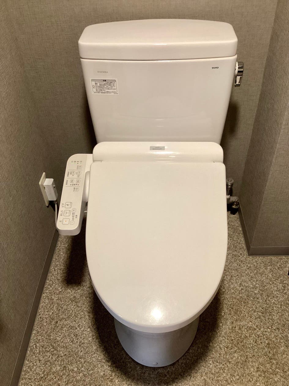 🌸【Wi-Fi・冷暖房完備】駅から徒歩5分の中2Fカフェスペース🌸の写真5