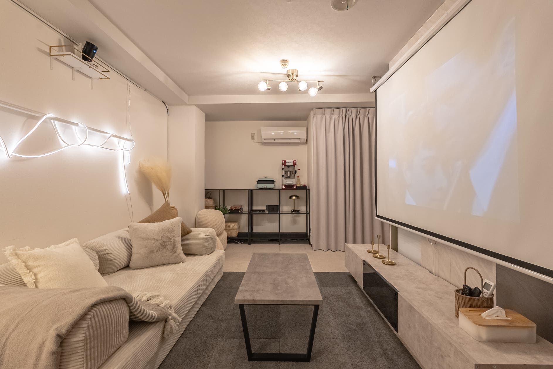 リニューアル特別価格！⛄️なんばすぐ🚶‍♂️映画🎬デート💑24H営業🌟誕生日会🎉撮影会📸女子会💖推し活✨️の写真8