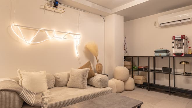 リニューアル特別価格!⛄️なんばすぐ🚶♂️映画🎬デート💑24H営業🌟誕生日会🎉撮影会📸女子会💖推し活✨️の写真9