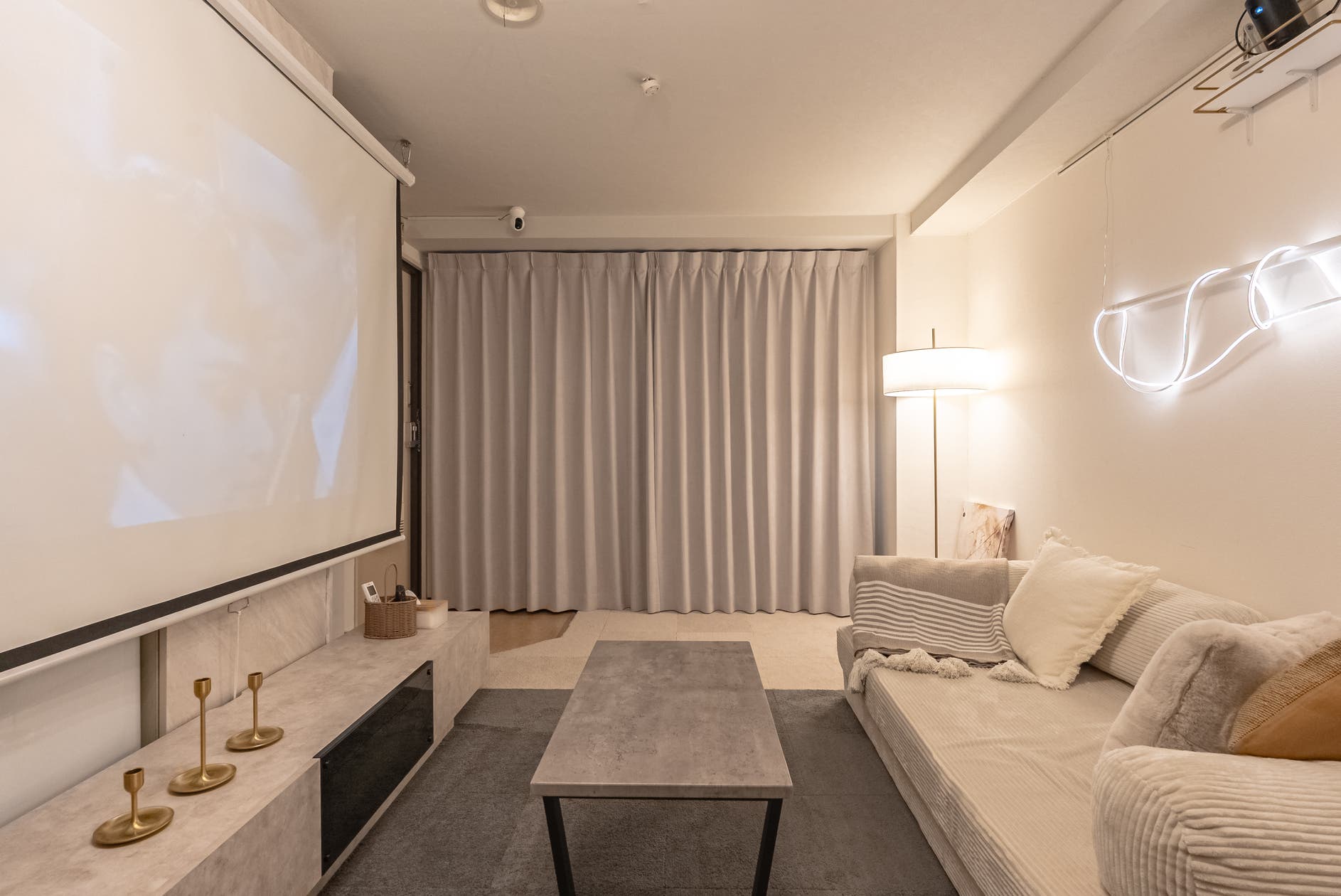 リニューアル特別価格！⛄️なんばすぐ🚶‍♂️映画🎬デート💑24H営業🌟誕生日会🎉撮影会📸女子会💖推し活✨️の写真10