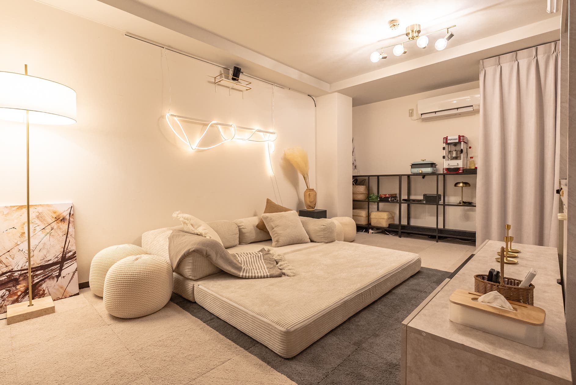 リニューアル特別価格！⛄️なんばすぐ🚶‍♂️映画🎬デート💑24H営業🌟誕生日会🎉撮影会📸女子会💖推し活✨️の写真15