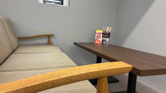 【1~4名ソファ席】西新宿五丁目駅徒歩4分!フリードリンク/Wi-Fi/充電器/テレワークや商談に最適の写真16