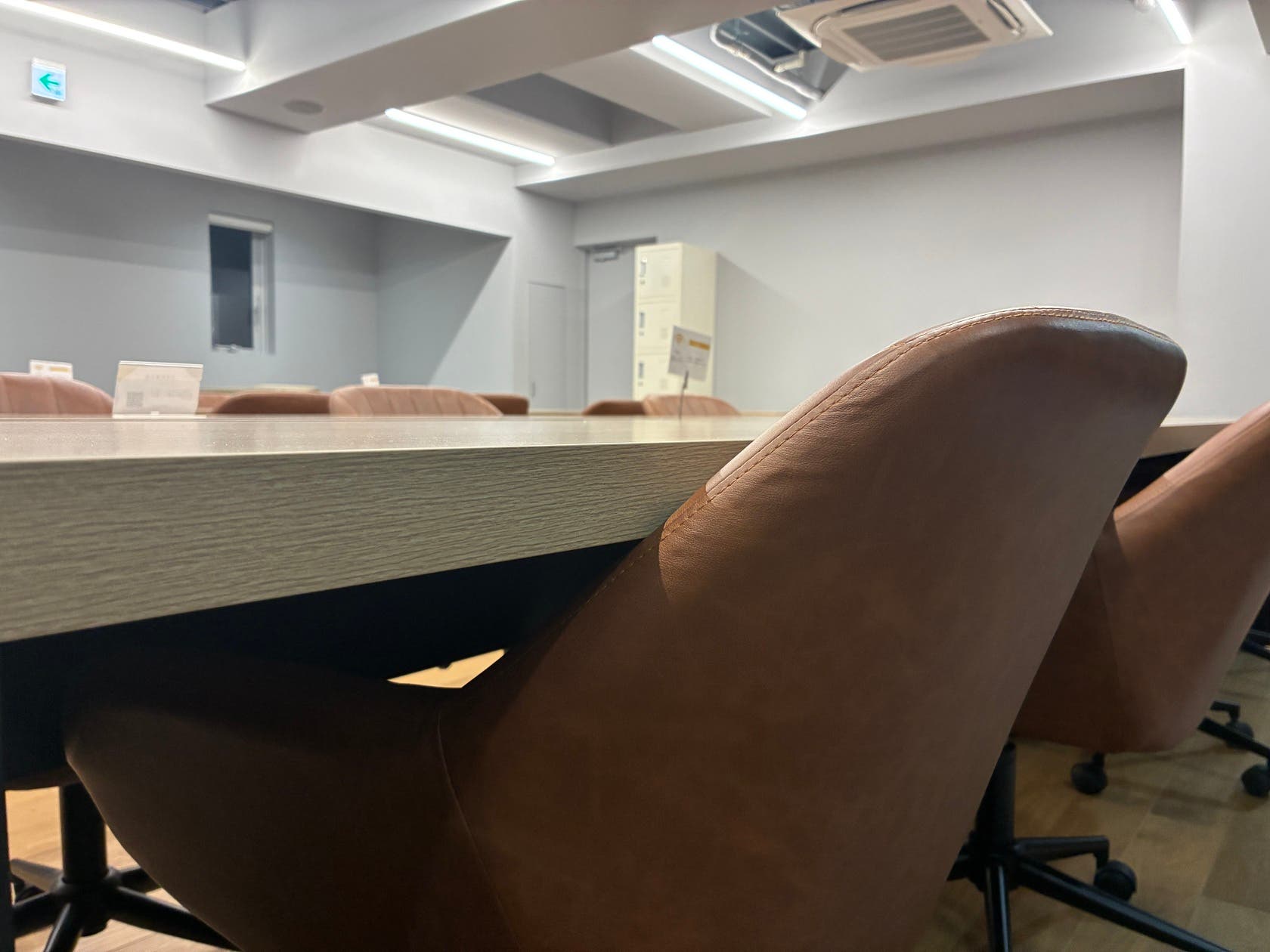 【オープン席】西新宿五丁目駅徒歩4分！フリードリンク/Wi-Fi/充電器/集中したい作業に最適の写真6