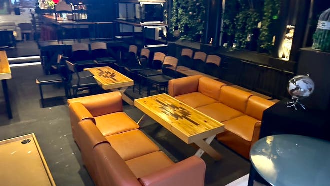 赤坂駅から徒歩3分/キャパ45〜50名/飲食可、音響照明完備のイベントスペースの写真6